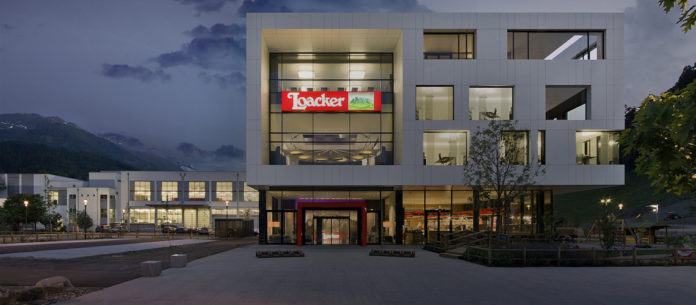 Un viaggio nel mondo della golosità: ecco la fabbrica della Loacker!